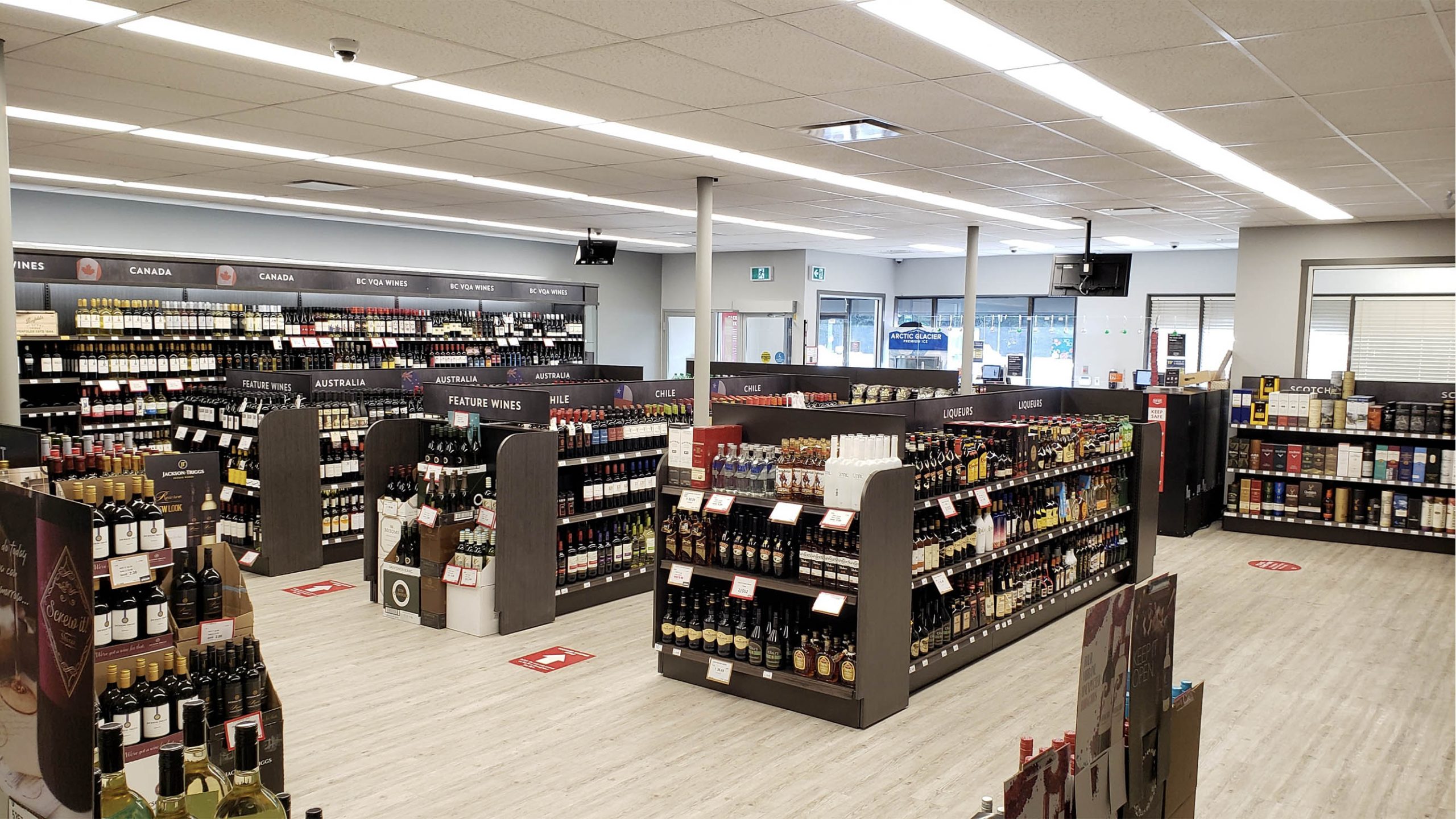 Mid Island Co-op Liqour Store - Echelon Creative Inc.